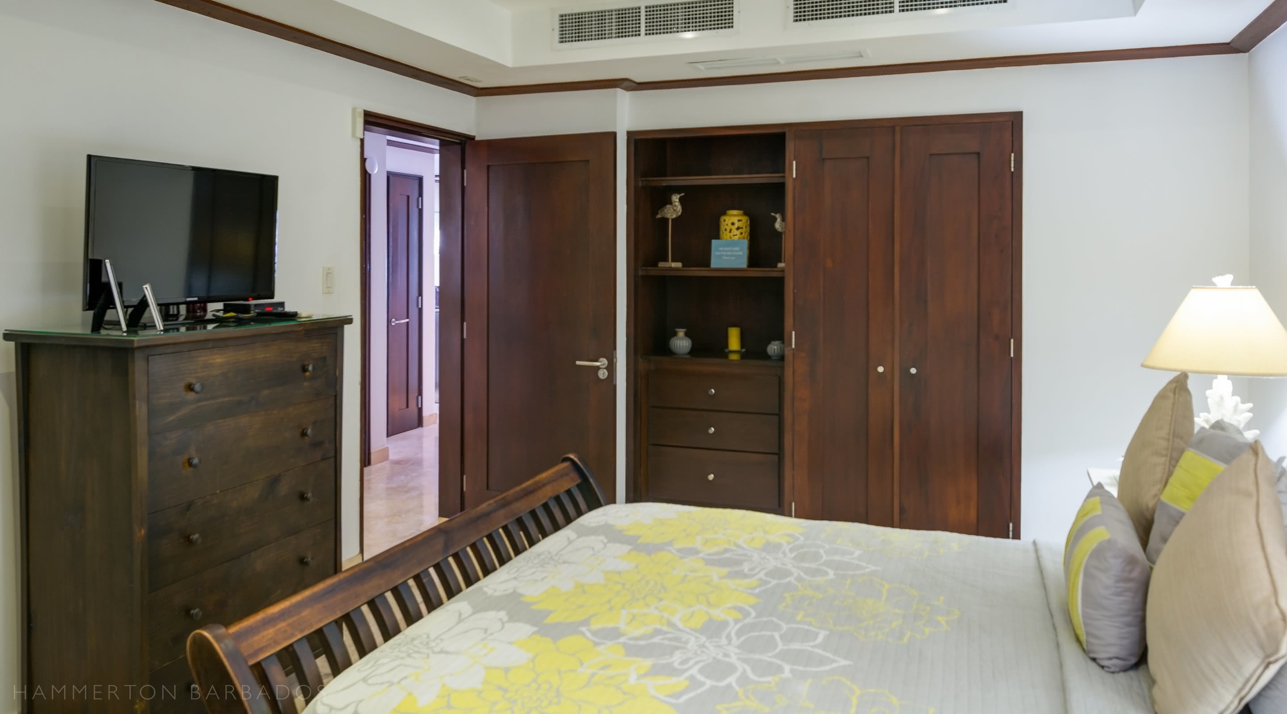 Coral Cove 5 - Shutters, Paynes Bay, Barbados