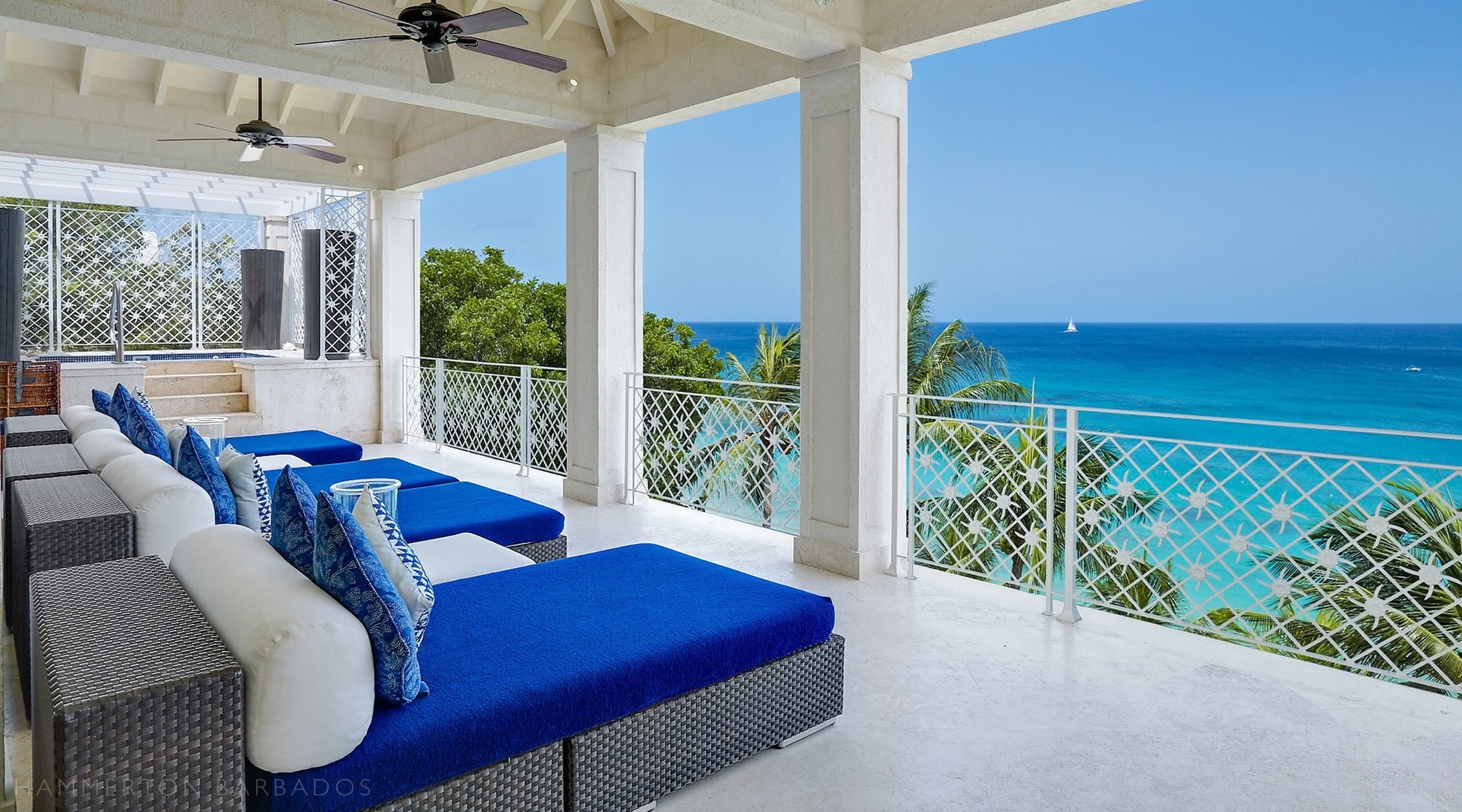 Smugglers Cove 7 – The Penthouse, Paynes Bay, Barbados